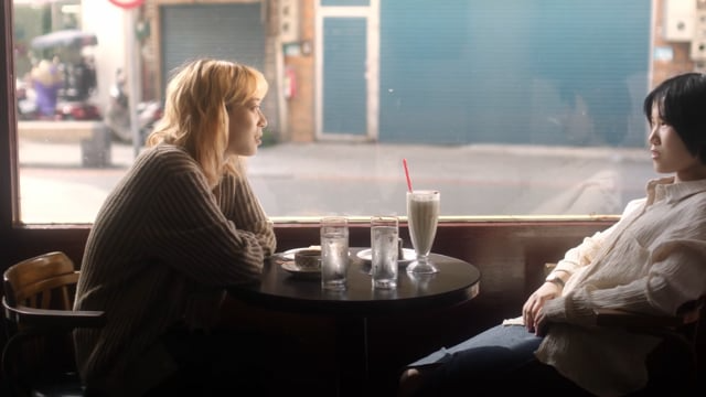 許含光 Lumi [ 一個適合看海的日子 A Scene at the Sea ] Official Music Video- PaPiin