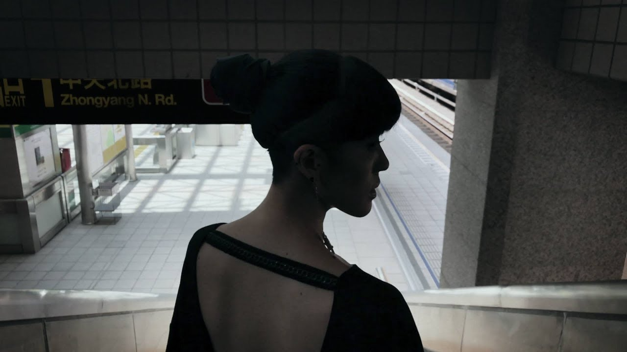 【獨處】陳珊妮 2017 新專輯 OFFICIAL MV- PaPiin