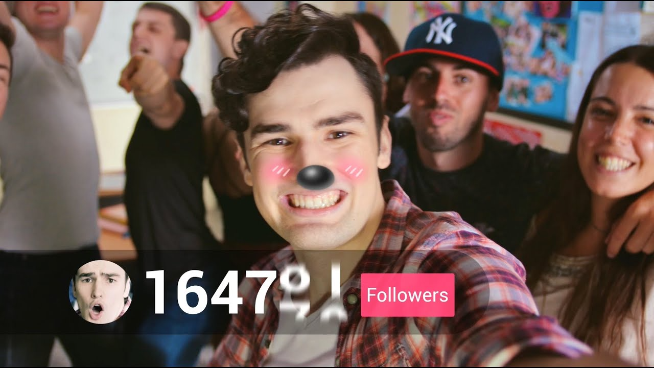 Cheetah Mobile / Live.me《Ready for the spotlight?》- PaPiin