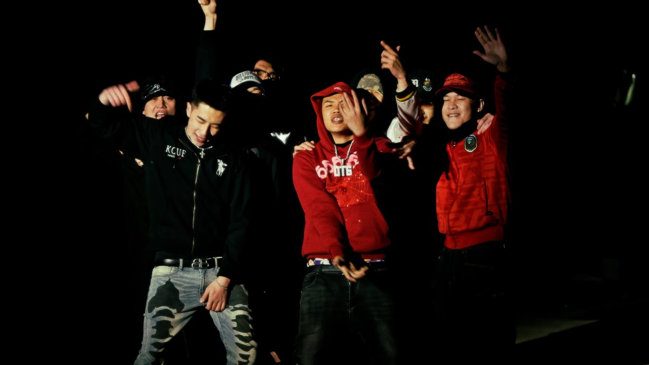 ZiUwhY - Spotlight ft.Travvis (Official Music Video)- PaPiin